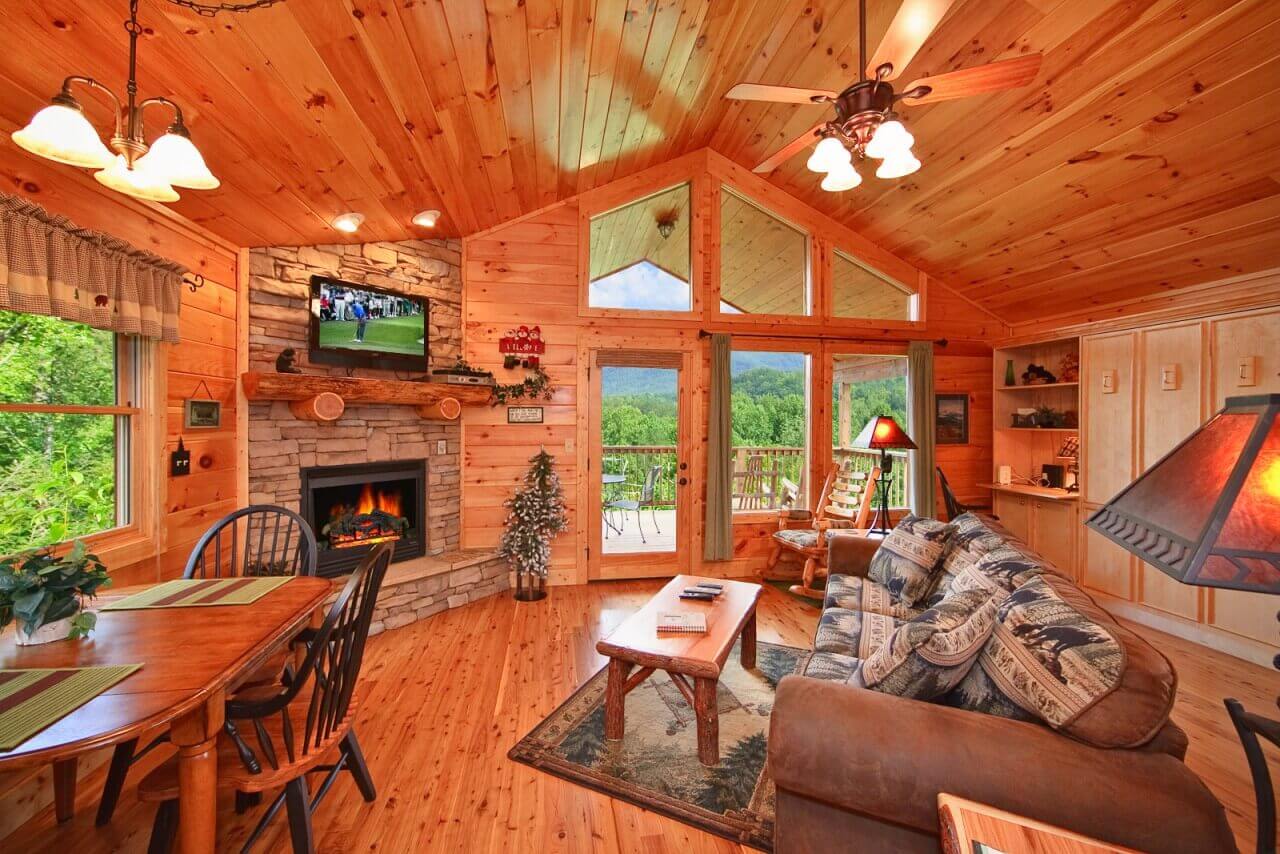 Tree Tops cabin in Gatlinburg | Elk Springs Resort